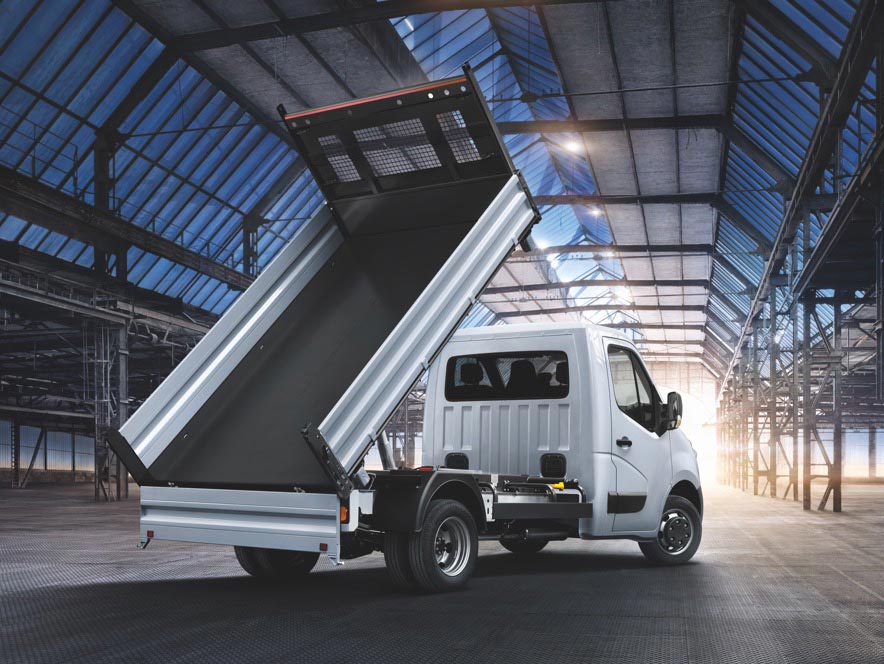 Opel Flatbed Trucks | Move goods efficiently | Opel